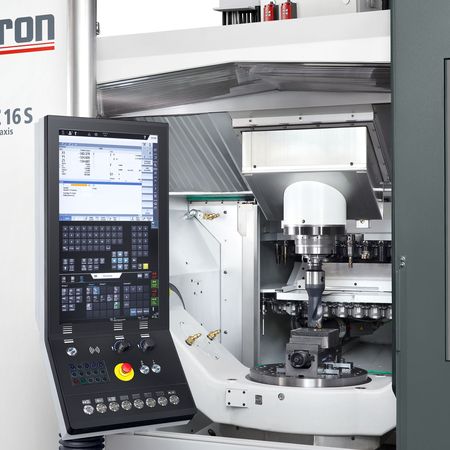 Bearbeitungszentren für Drehen und Fräsen von CHIRON